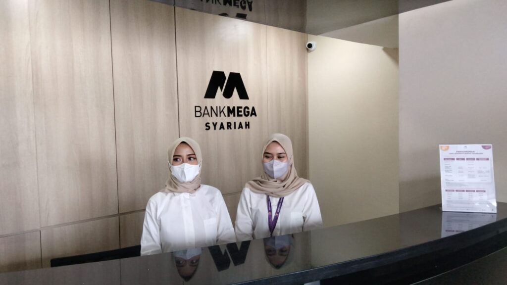 Strategi Sukses Bank Mega Syariah dalam Manajemen Risiko: Belajar dari ...